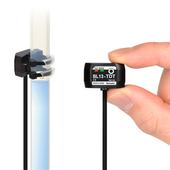 Detect the Presence or Absence of Liquid in a Transparent Pipe